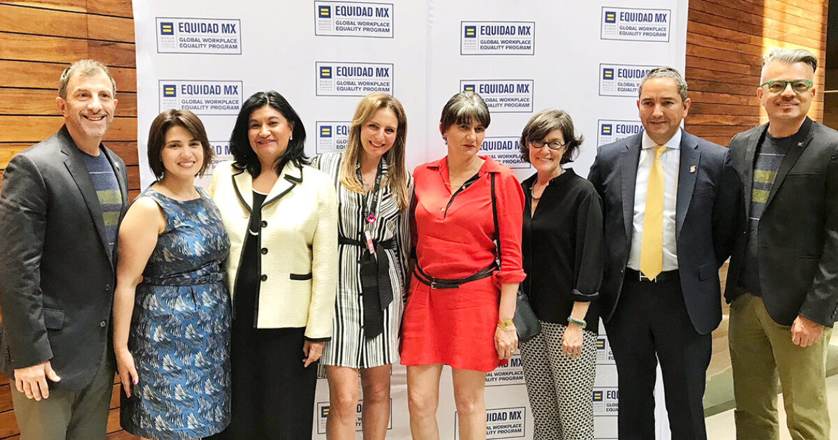 HRC se une a funcionarios públicos y líderes empresariales para ...